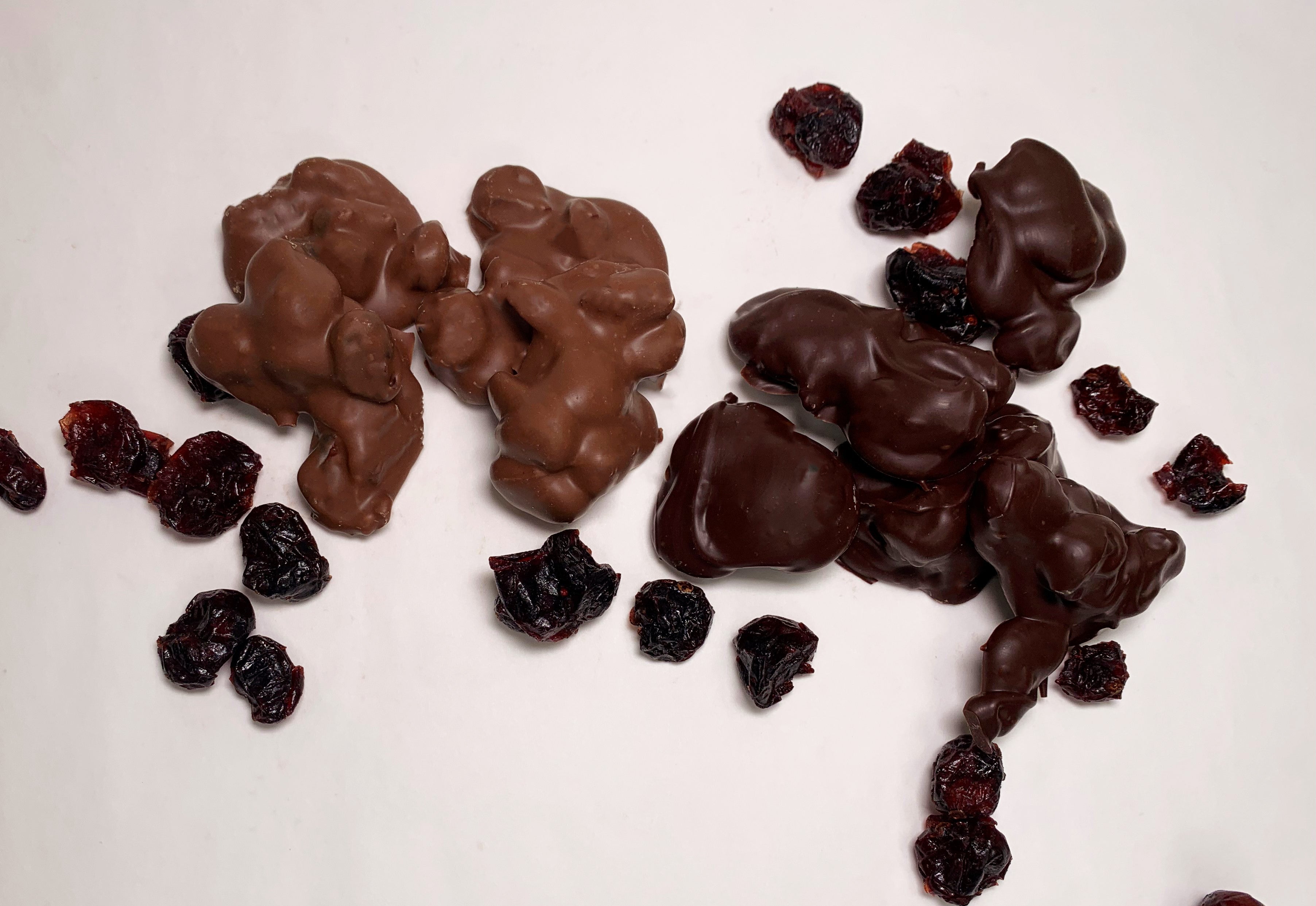 1163 - Milk Chocolate Cranberry Clusters – Le Chocolat Du Savoie